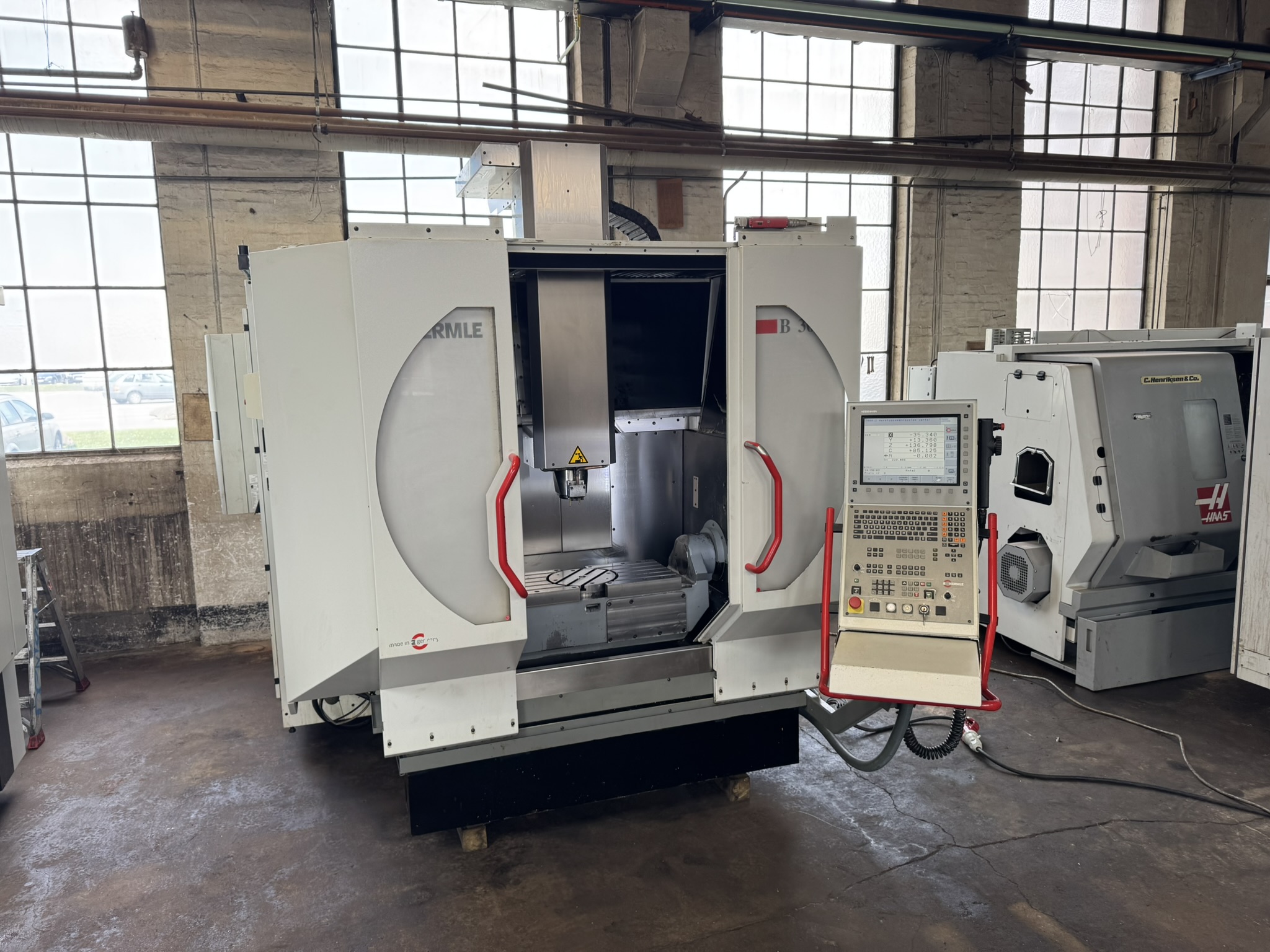 Hermle B 300 U 5 axis VMC Machining center Vertical Hermle 300 400 500 ...