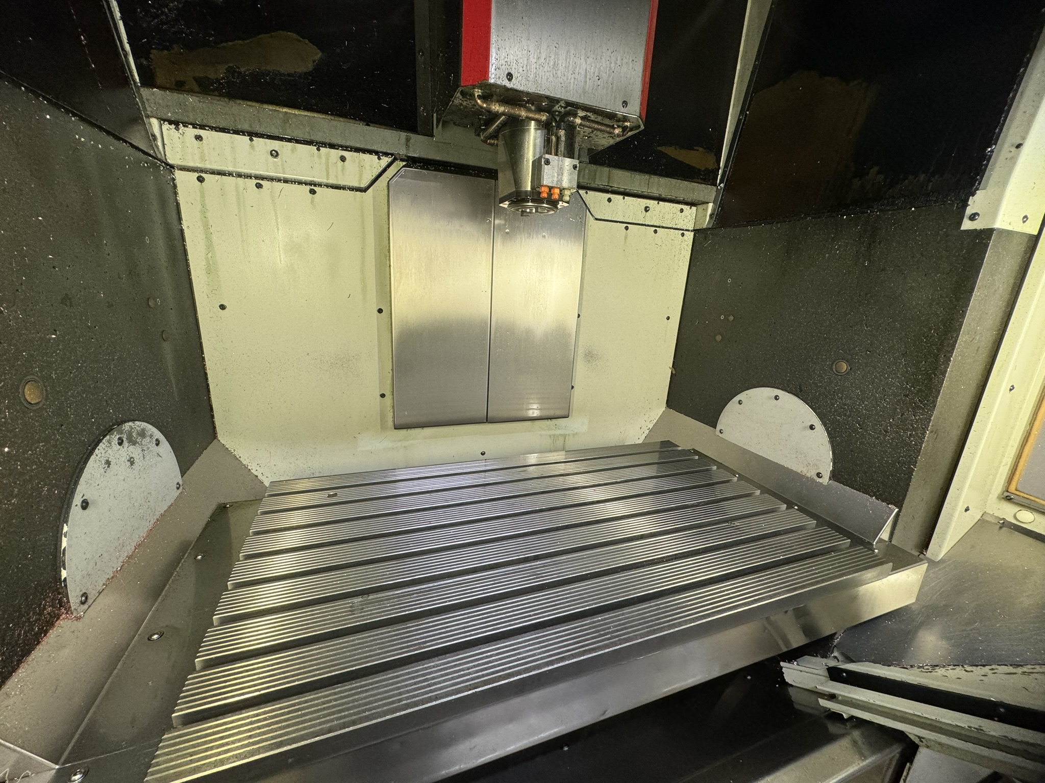 Hermle C 800 V Used VMC Machining center vertical Hermle C 800 V 600 1000 see more used – Dentool