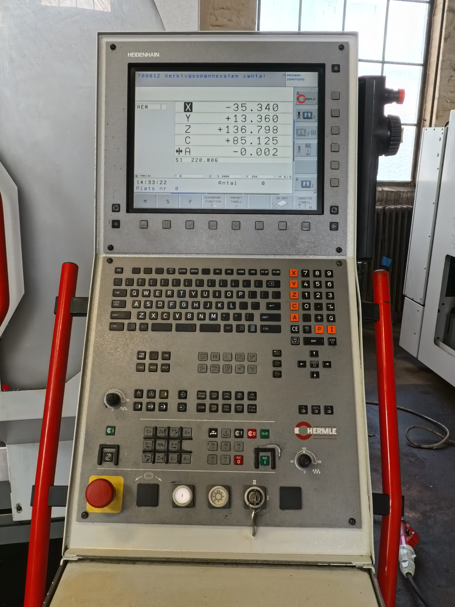 Hermle B 300 U 5 axet Bearbejdningscenter vertikalt Brugt Hermle 300 ...